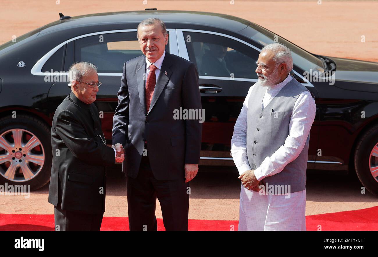 Indian President Pranab Mukherjee, left, poses with his Turkish ...