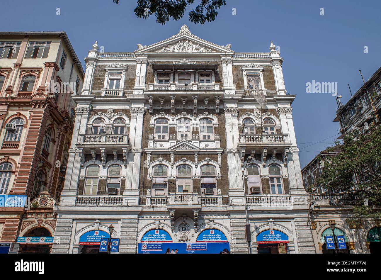 11 13 2016 Vintage old Standard Buildings of 1825AD Vintage Heritage ...