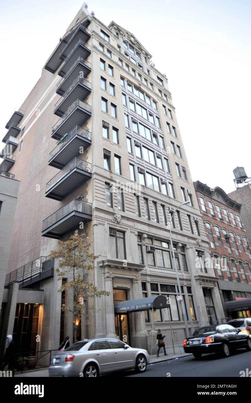 American felt building hi-res stock photography and images - Alamy