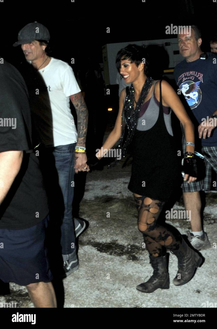 EXCLUSIVE!! Tommy Lee and girlfriend Sofia Toufa hang out backstage at ...