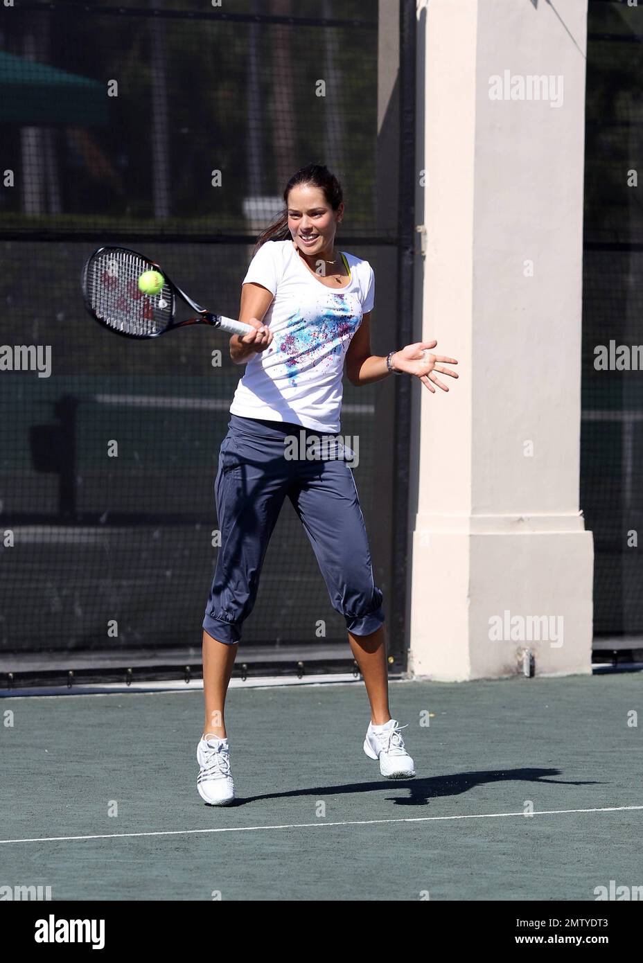 2012 the tony bennetts hi-res stock photography and images - Alamy