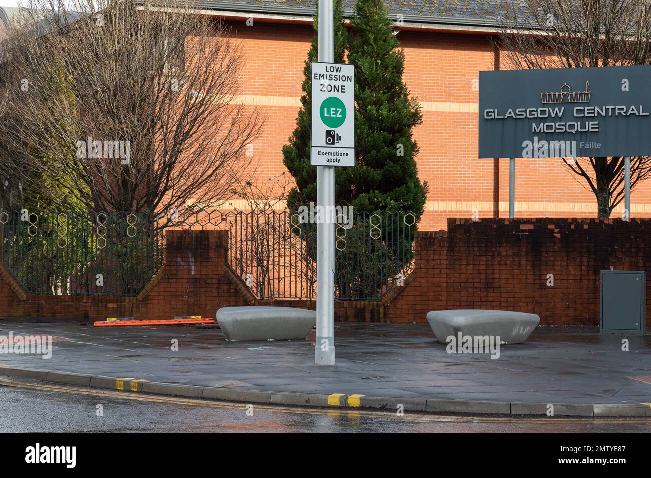 Glasgow City Council introduces a low emission LEZ zone which takes ...
