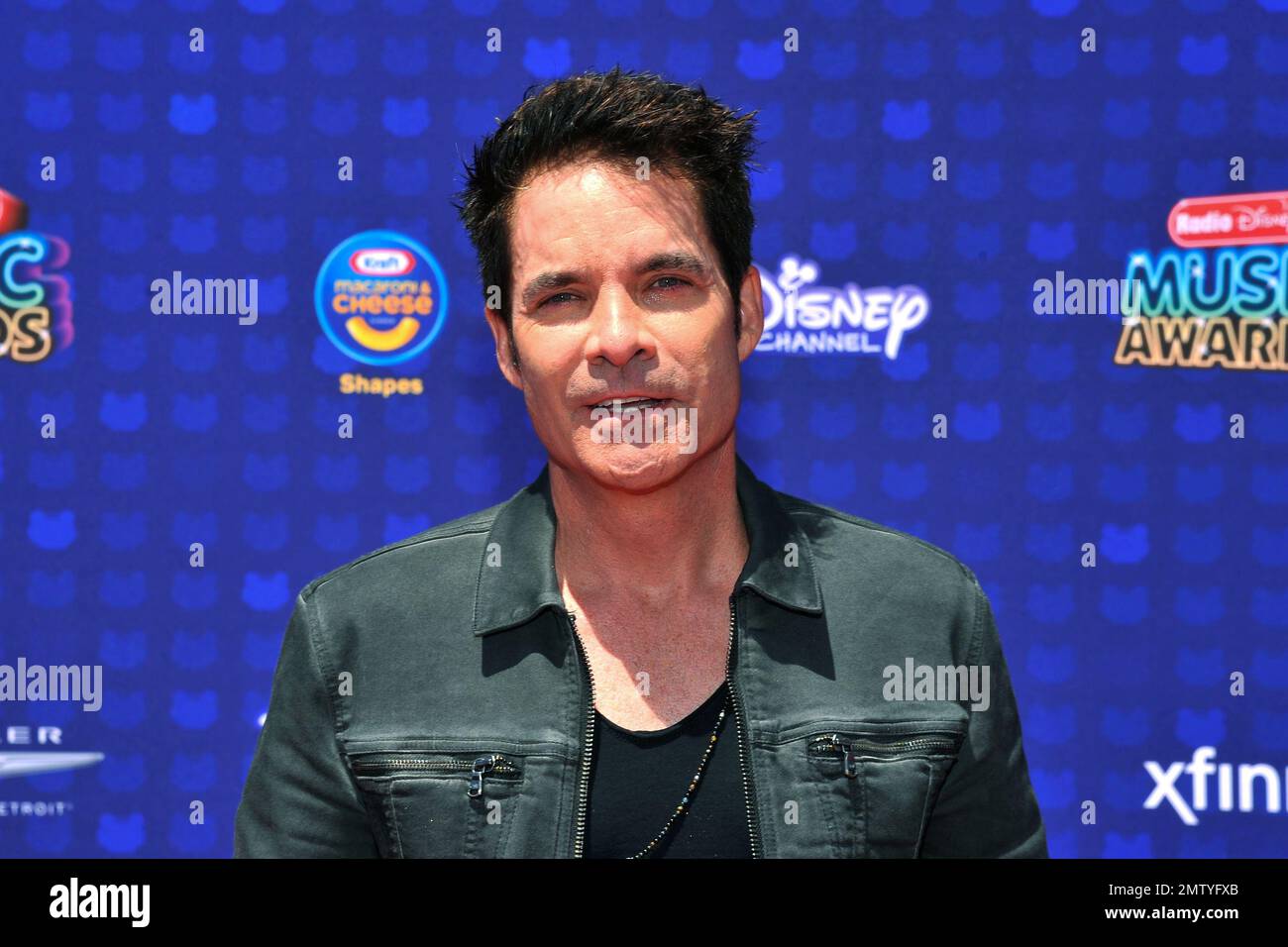 Pat Monahan of the group "Train" arrives for the Radio Disney Music ...