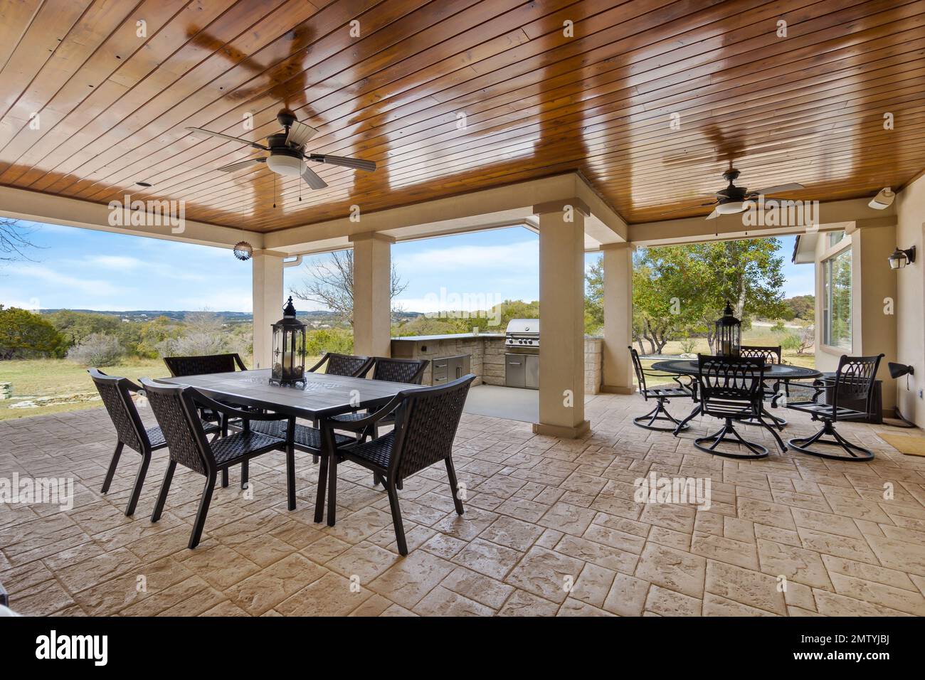 a home back yard Stock Photo - Alamy