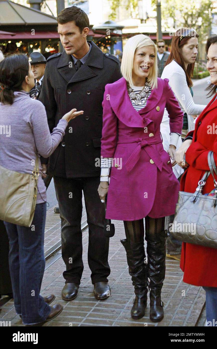 Tori Spelling and co-host Jeff Lewis interview shoppers at The Grove ...