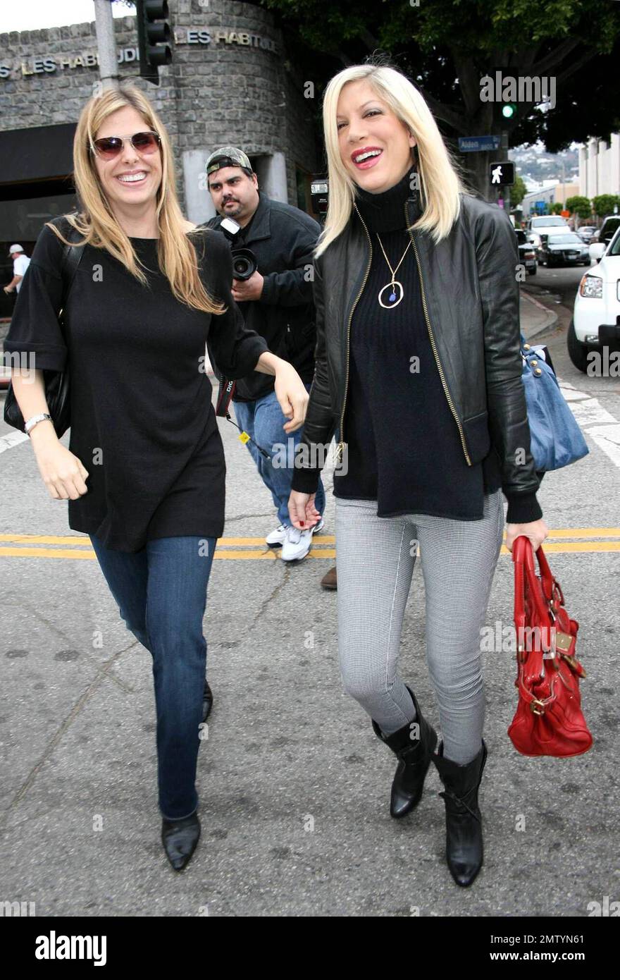 Tori Spelling has lunch at the Ivy and goes baby clothes shopping on ...