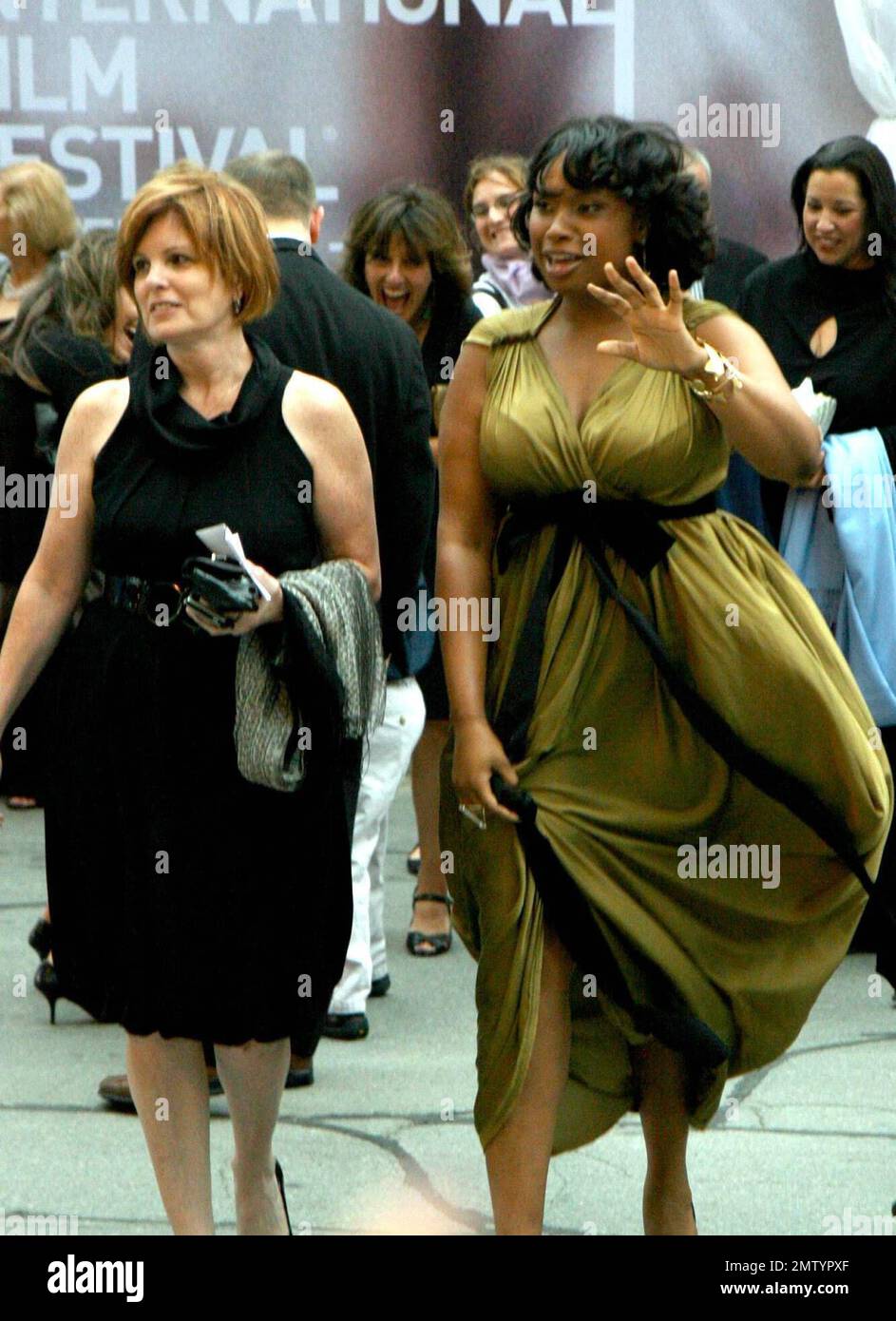 Brad Pitt, Alicia Keys, Thandie Newton, Jennifer Hudson and Dakota ...