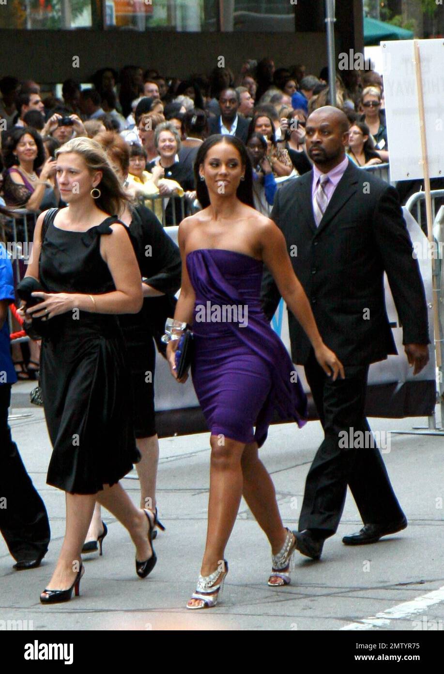 Brad Pitt, Alicia Keys, Thandie Newton, Jennifer Hudson and Dakota ...