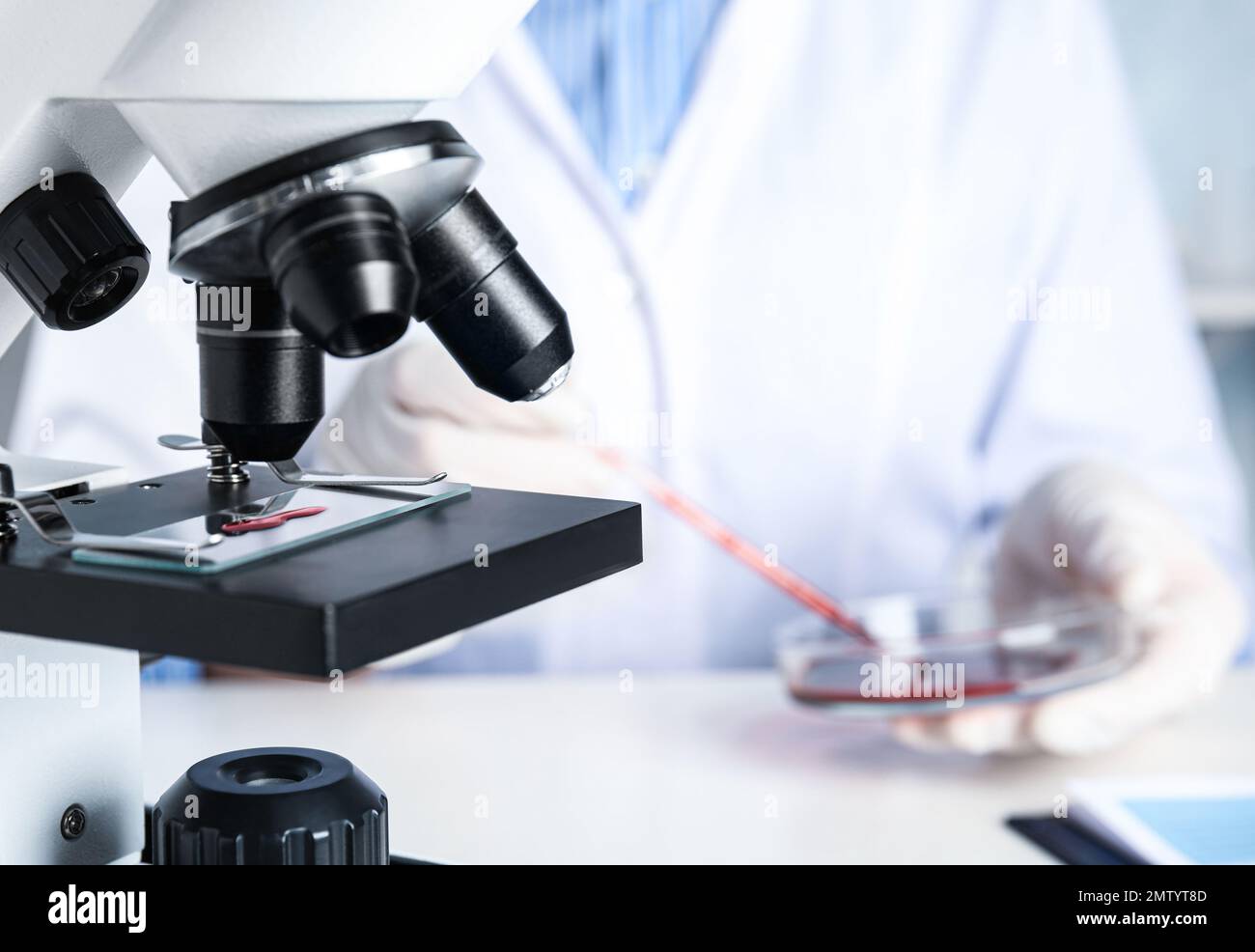 Microscope slide blood hi-res stock photography and images - Alamy