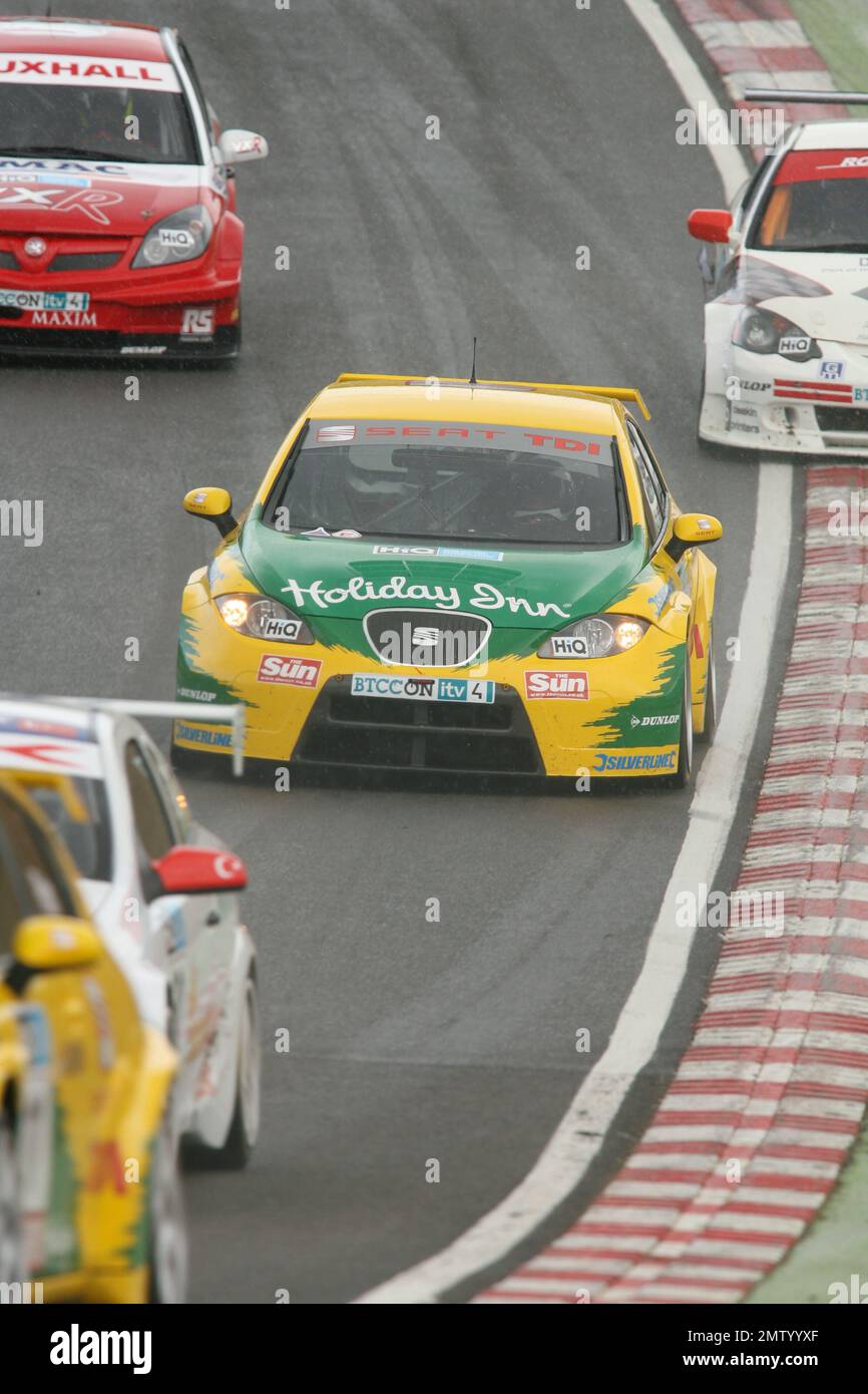 Jason Plato driving the Seat Sport UK Seat Leon TDI in the 2008 Round 1 ...
