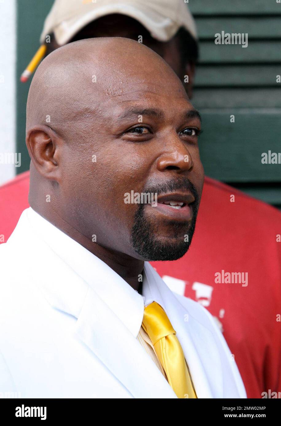 Tarino Lightbourne and Pleasant Bridgewater leave the courthouse after ...
