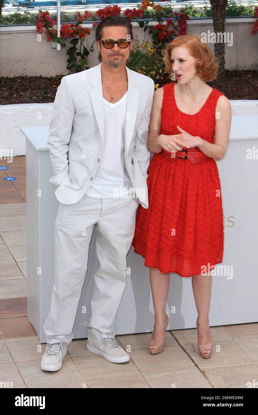 Brad Pitt and Jessica Chastain at "The Tree of Life" photocall at the ...