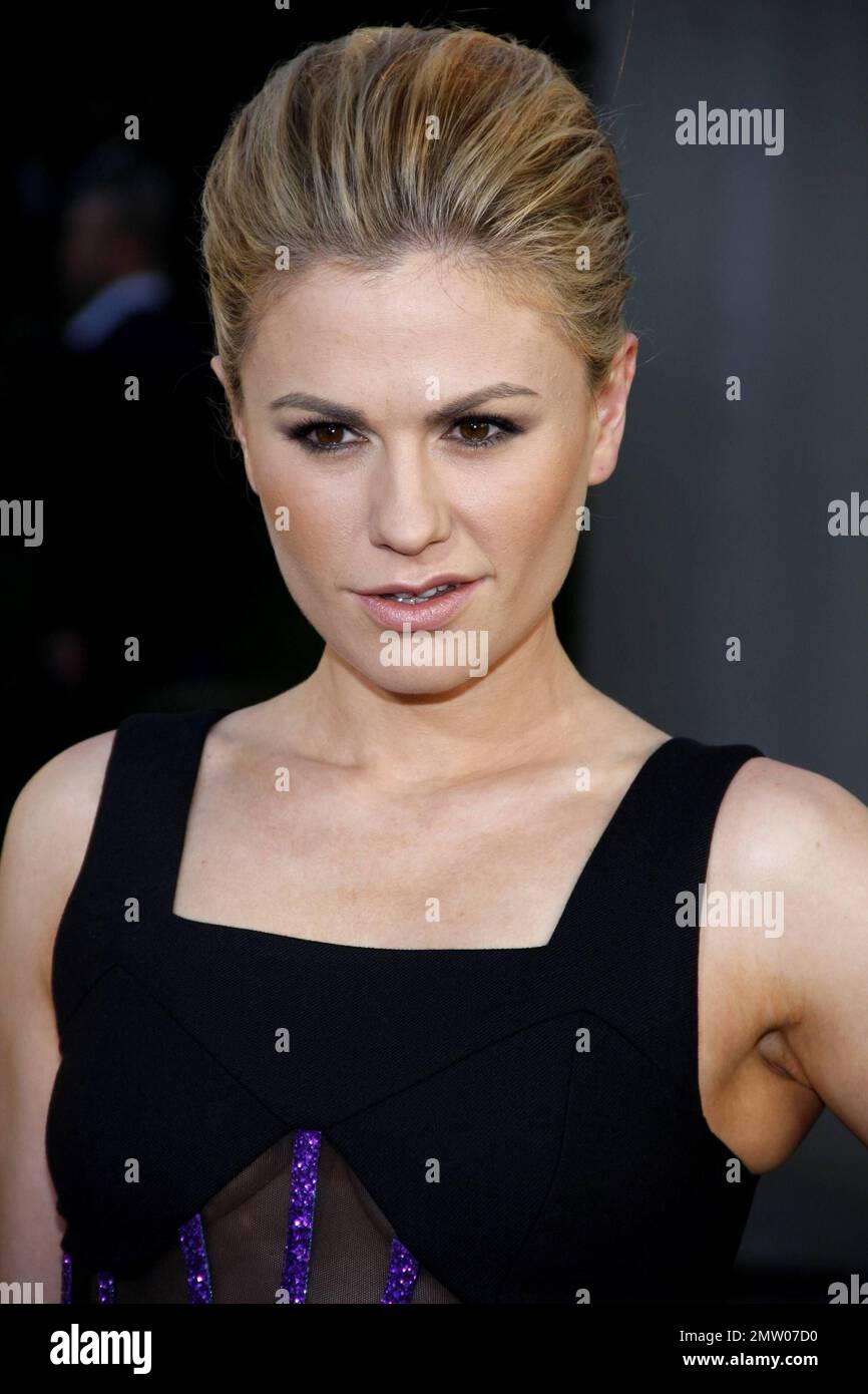 Anna Paquin and Steven Moyer pose at the HBO's Season 4 Premiere of ...