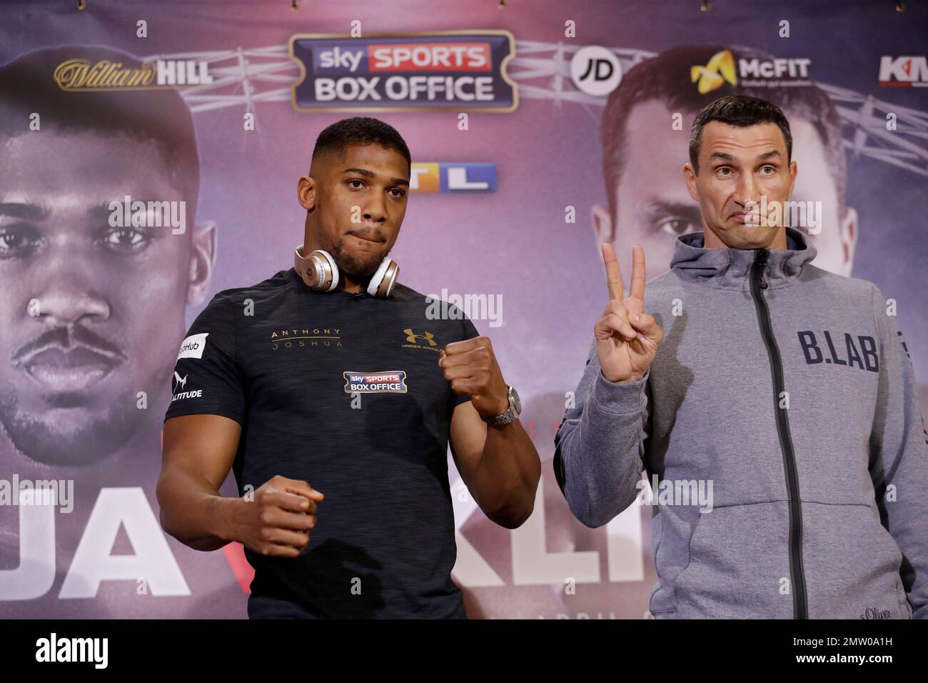 British boxer Anthony Joshua, left, and Ukrainian boxer Wladimir ...