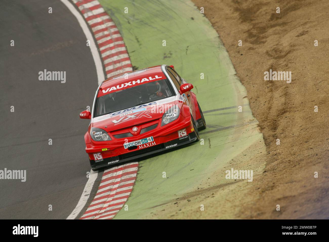 Fabrizio Giovanardi racing in his Vauxhall Vectra for team VX racing in ...