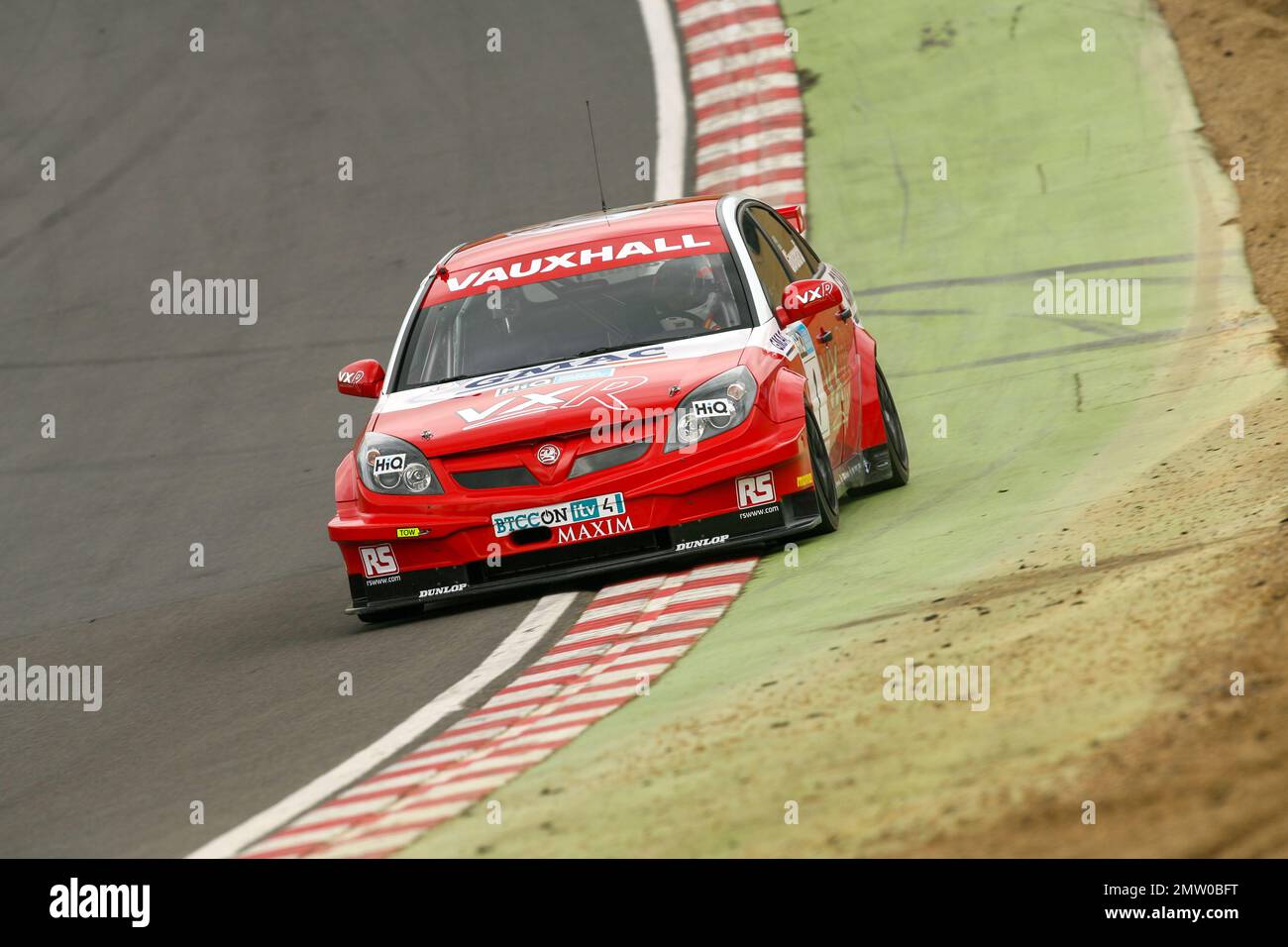 Fabrizio Giovanardi racing in his Vauxhall Vectra for team VX racing in ...