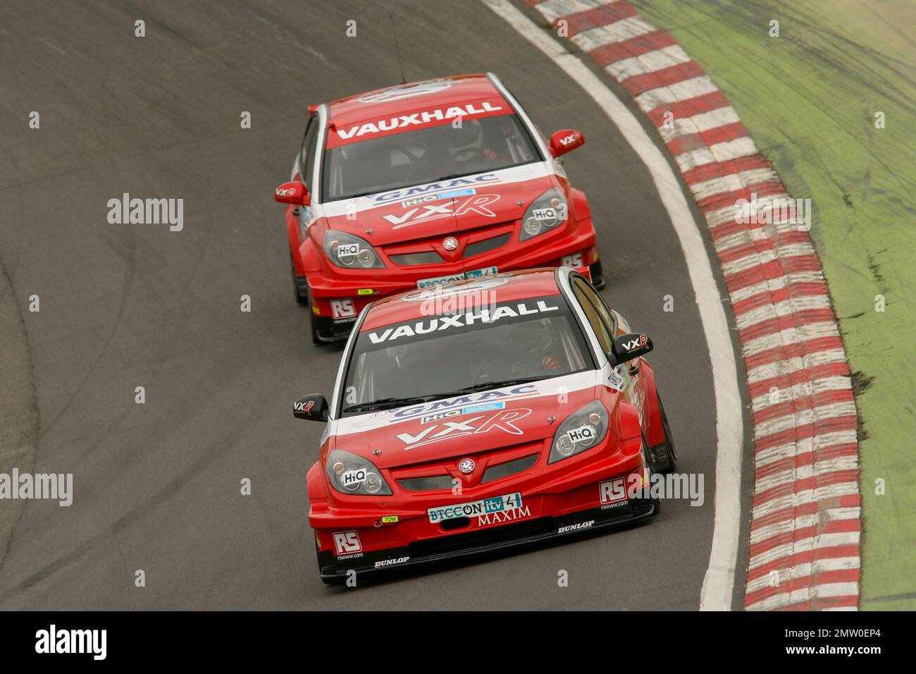Matt Neal followed by Fabrizio Giovanardi in his Vauxhall Vectra for ...