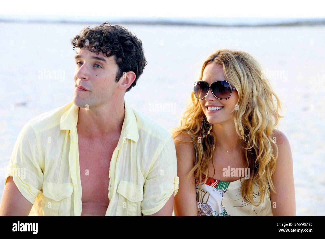 Becki Newton and Michael Urie lounge beachside and frolic on the beach ...