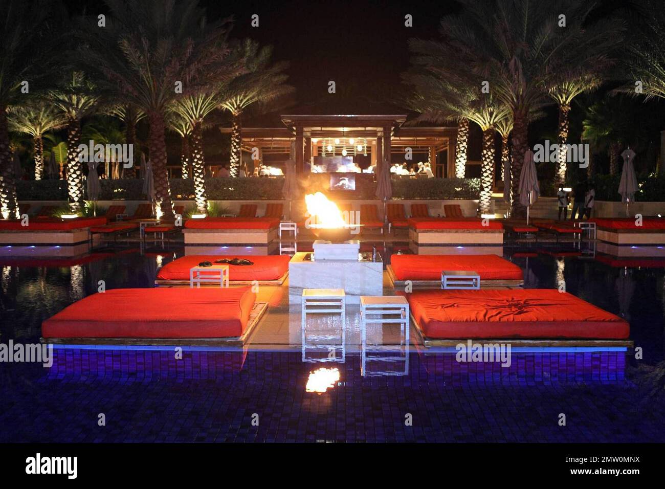 EXCLUSIVE!! ABC's Ugly Betty season 4 red carpet premiere after party ...