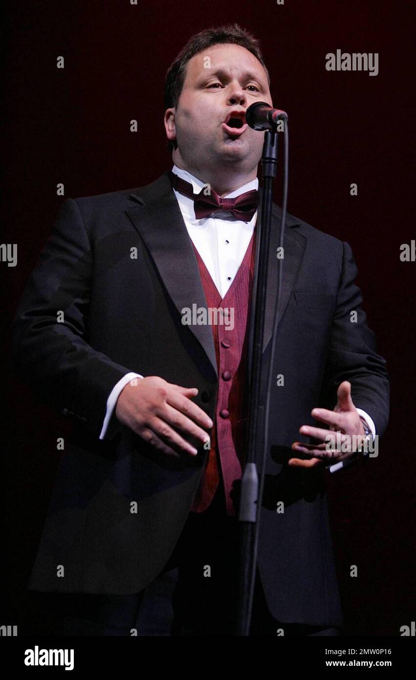 British tenor Paul Potts performs live in concert at the Seminole Hard ...