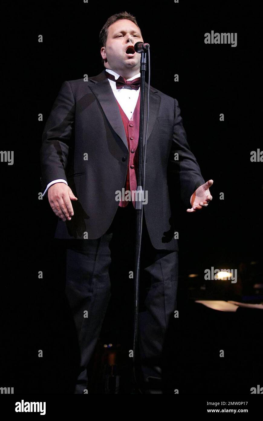 British tenor Paul Potts performs live in concert at the Seminole Hard ...