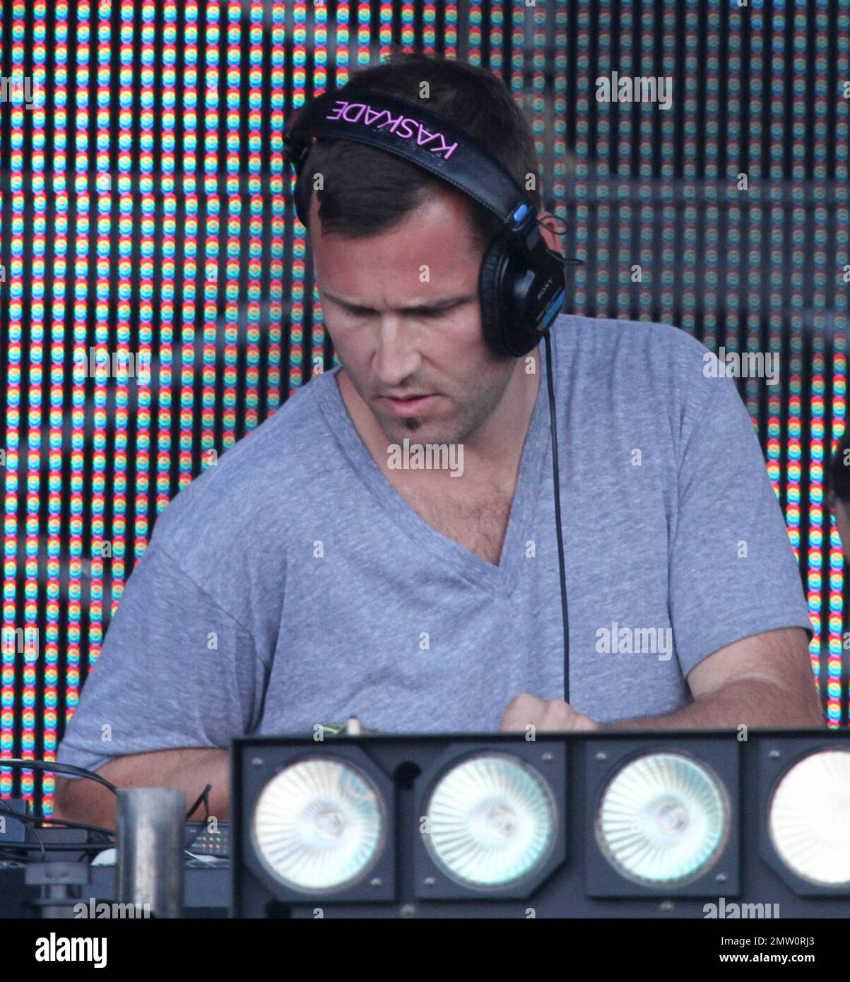 Kaskade during hi-res stock photography and images - Alamy