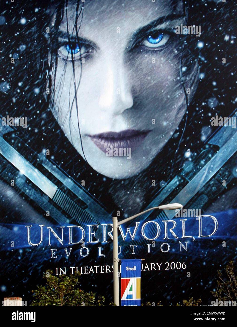 Kate Beckinsale's Underworld Evolution poster in Beverly Hills, Ca. 02/02/06 Stock Photo - Alamy