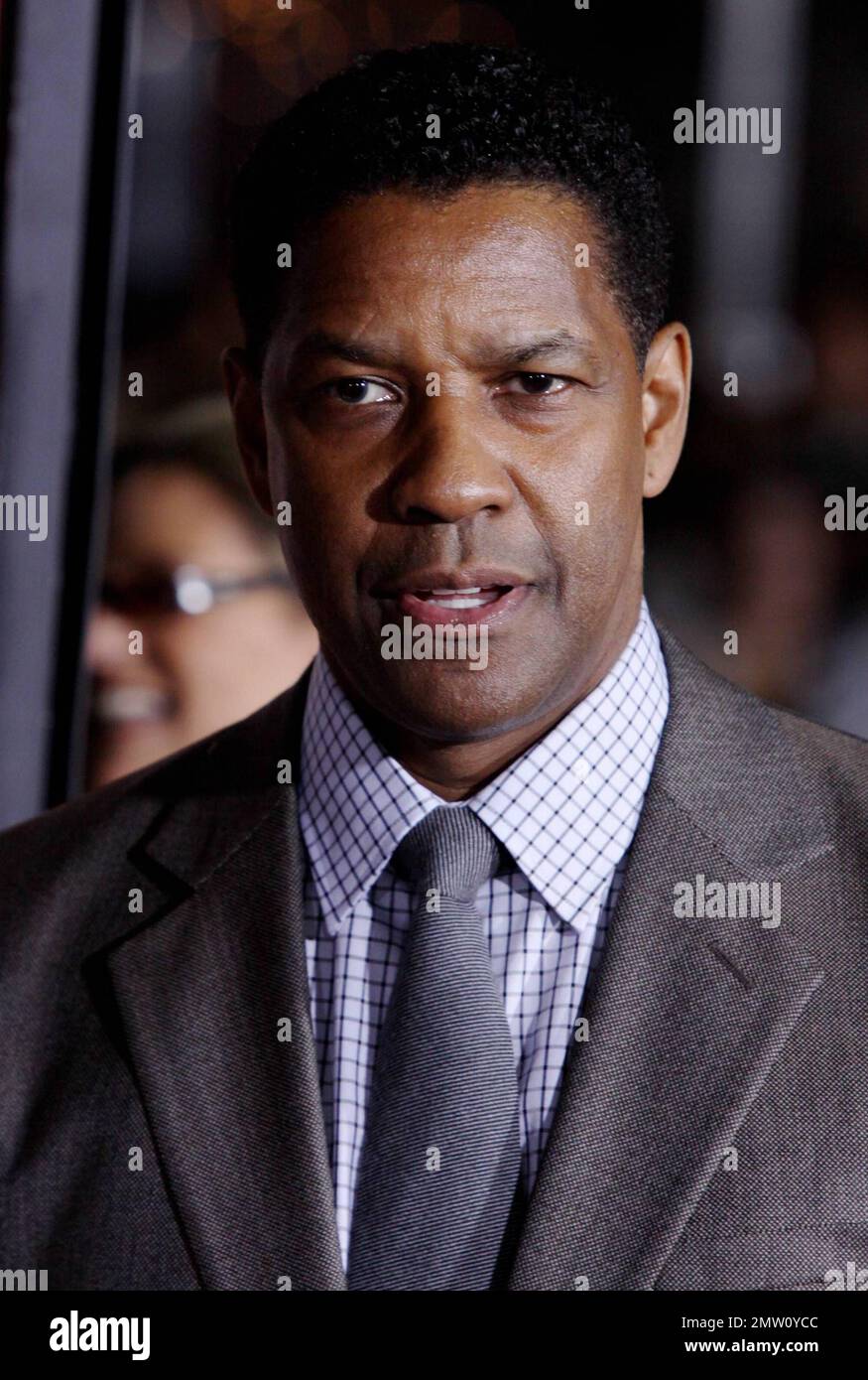 Denzel Washington attends the world premiere of Tony ScottÕs action ...