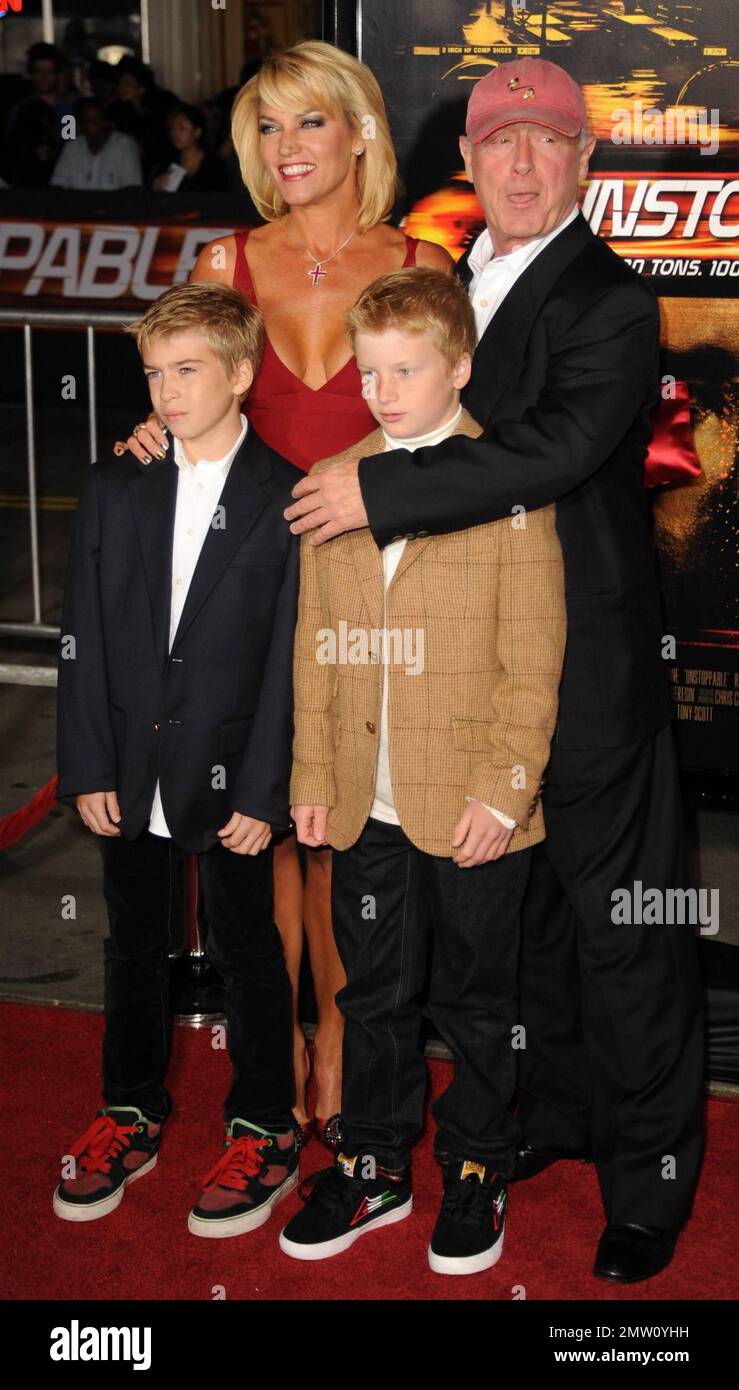 Tony Scott and family at the world premiere of Tony ScottÕs action ...