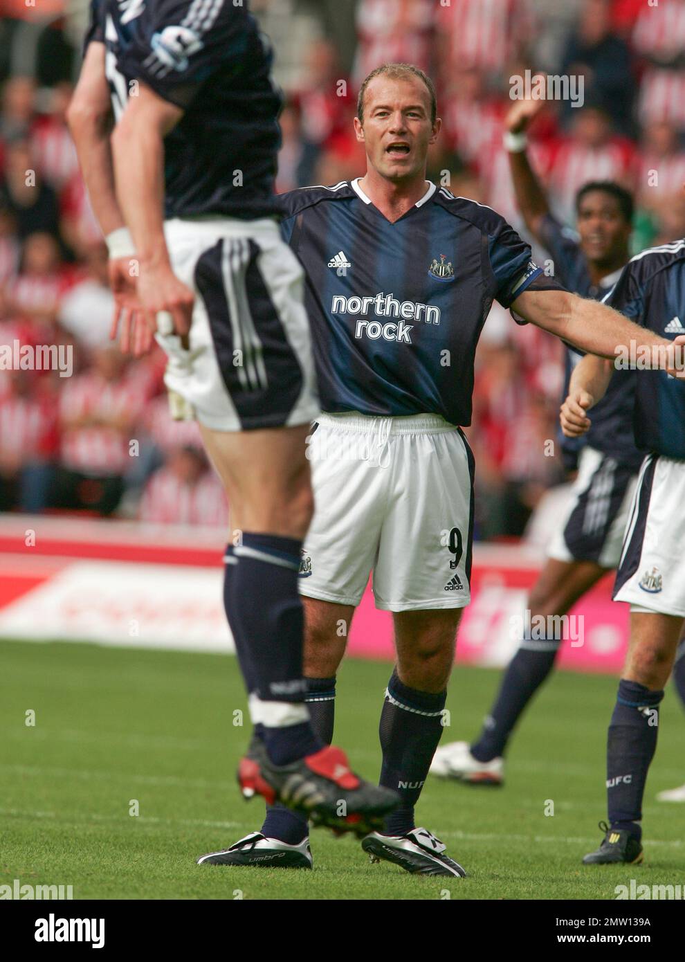 Alan shearer hi-res stock photography and images - Alamy