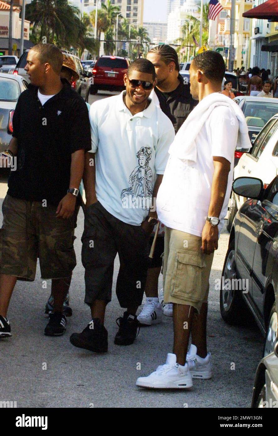 Exclusive!! Rap star Usher and younger brother James hit Miami Beach ...