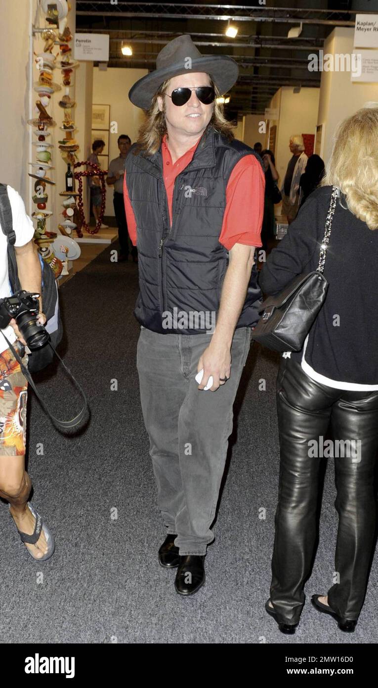 Actor and art lover Val Kilmer spends another day taking in the Art ...