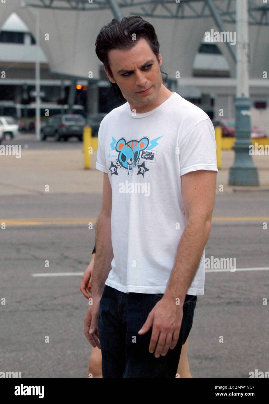 EXCLUSIVE!! Alicia Silverstone, Krysten Ritter and Justin Kirk look ...