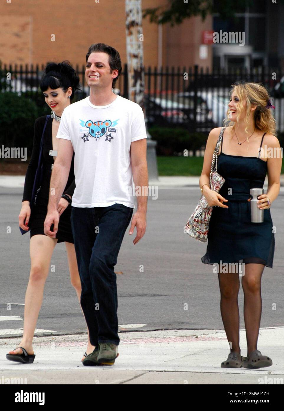 EXCLUSIVE!! Alicia Silverstone, Krysten Ritter and Justin Kirk look ...