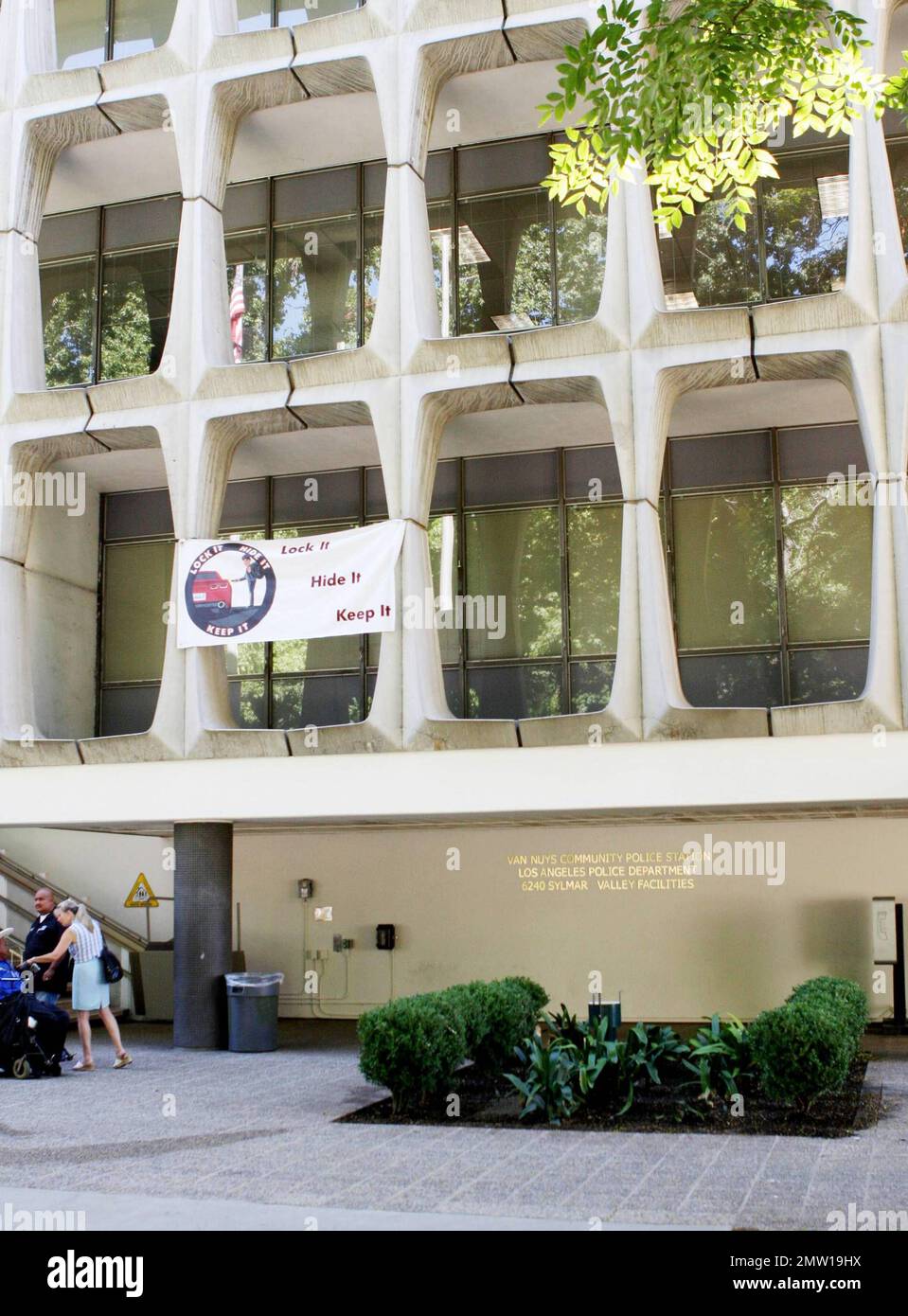 EXCLUSIVE!! Exterior views of the Van Nuys Community Police Station, a ...
