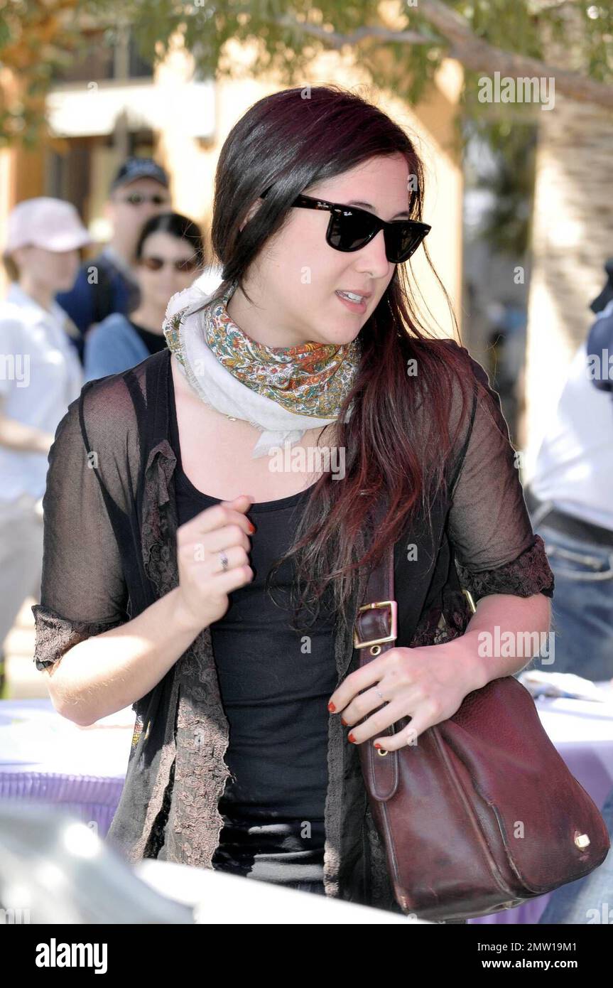 Singer Vanessa Carlton signs autographs for fans at an event promoting ...