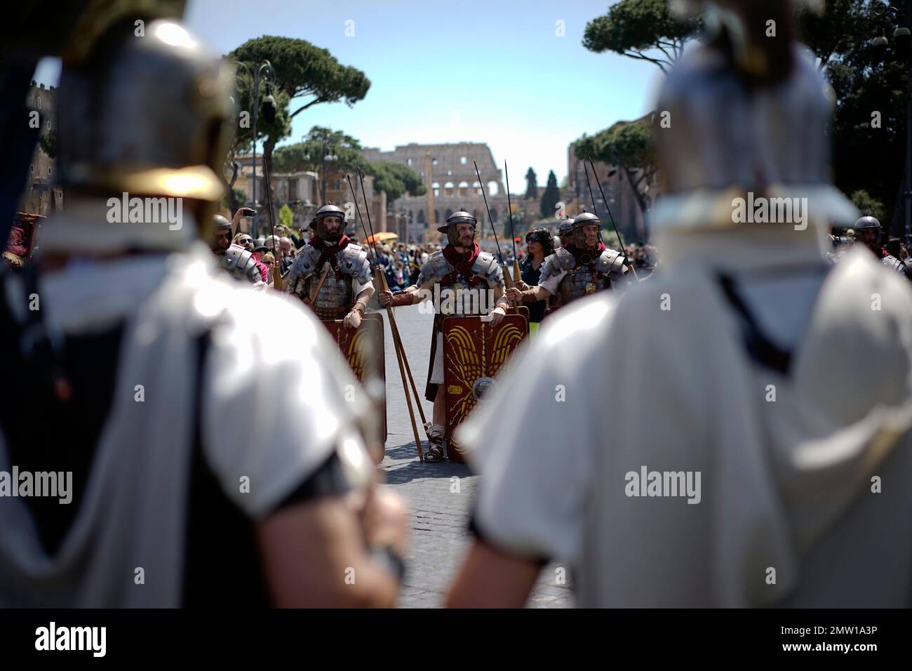 Ancient Roman enthusiasts parade in the areas of Colosseum, Circus ...