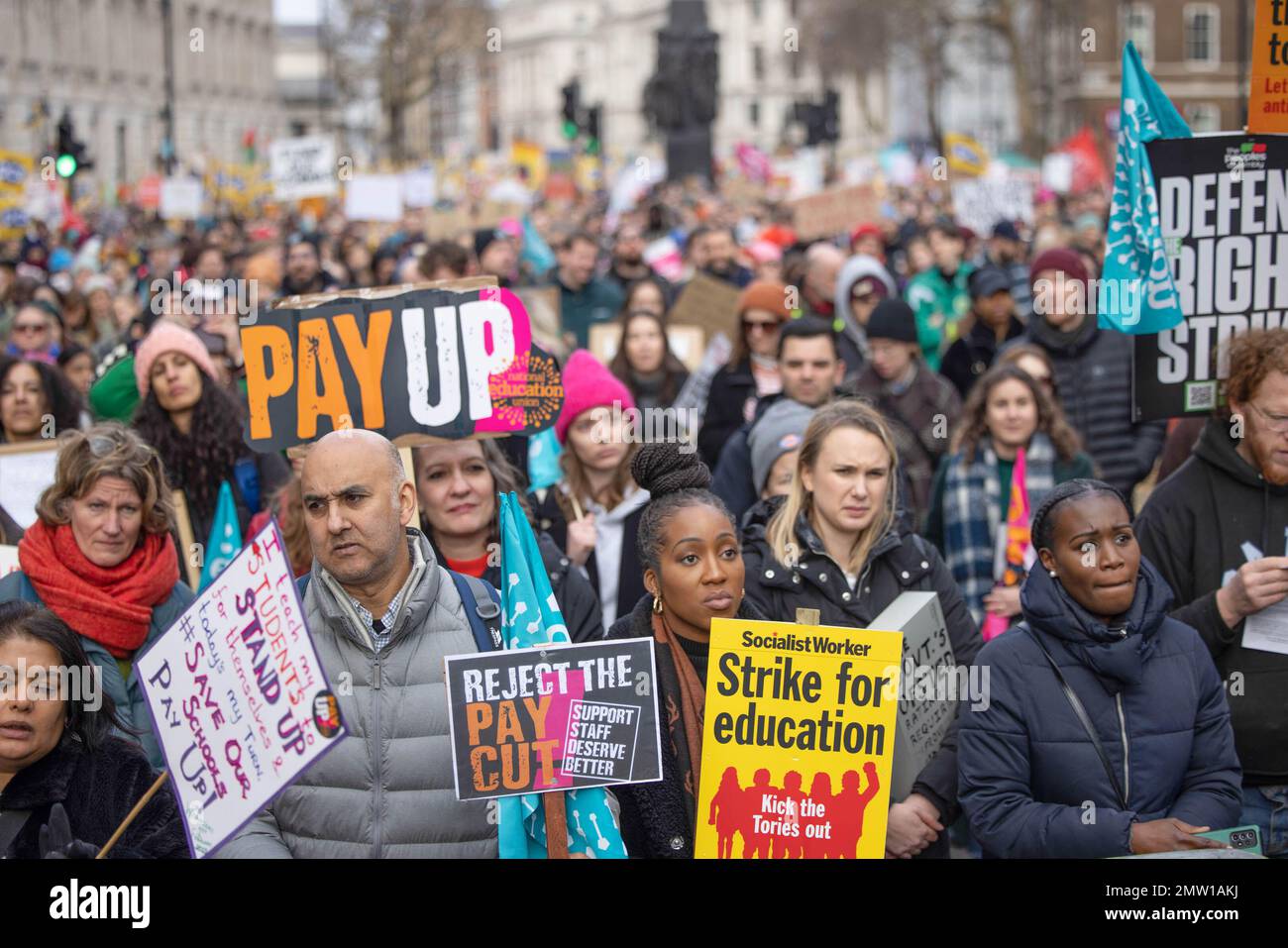 Civil servants strikes hi-res stock photography and images - Alamy