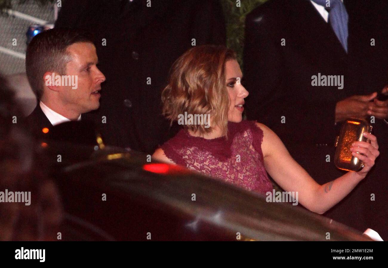 Scarlett Johansson and her Oscar date, agent Joe Machota, arrive at the ...
