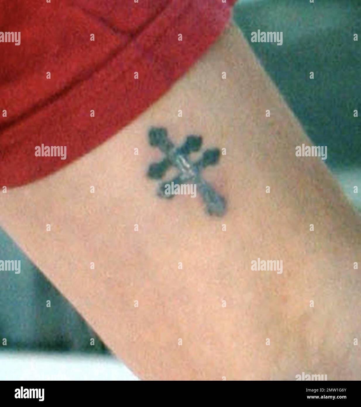 Exclusive!! Alias actor Michael Vartan appears to be sporting a new ...