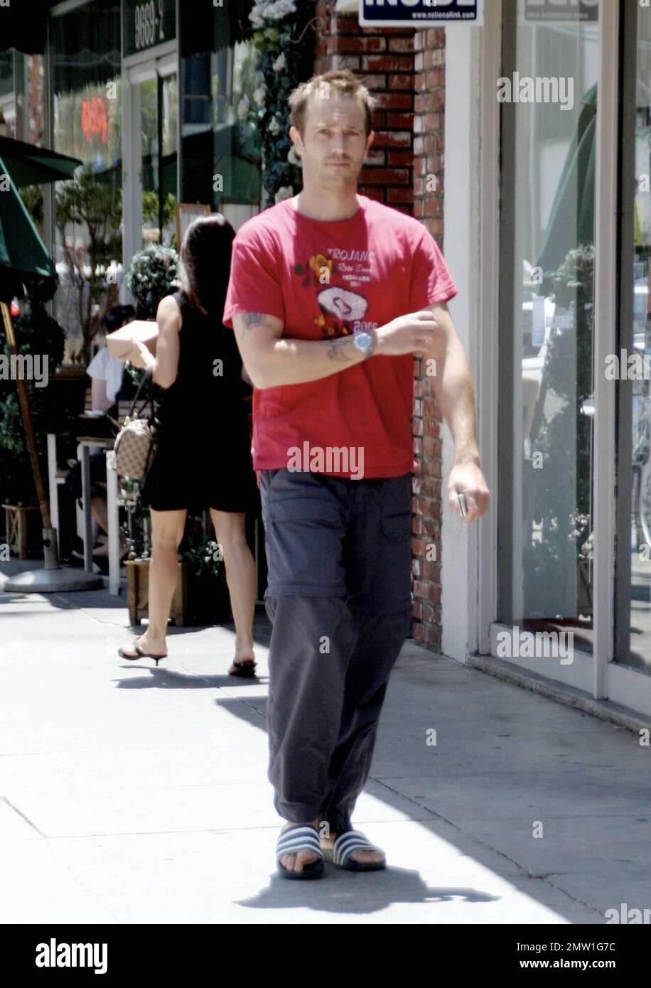 Exclusive!! Alias actor Michael Vartan appears to be sporting a new ...