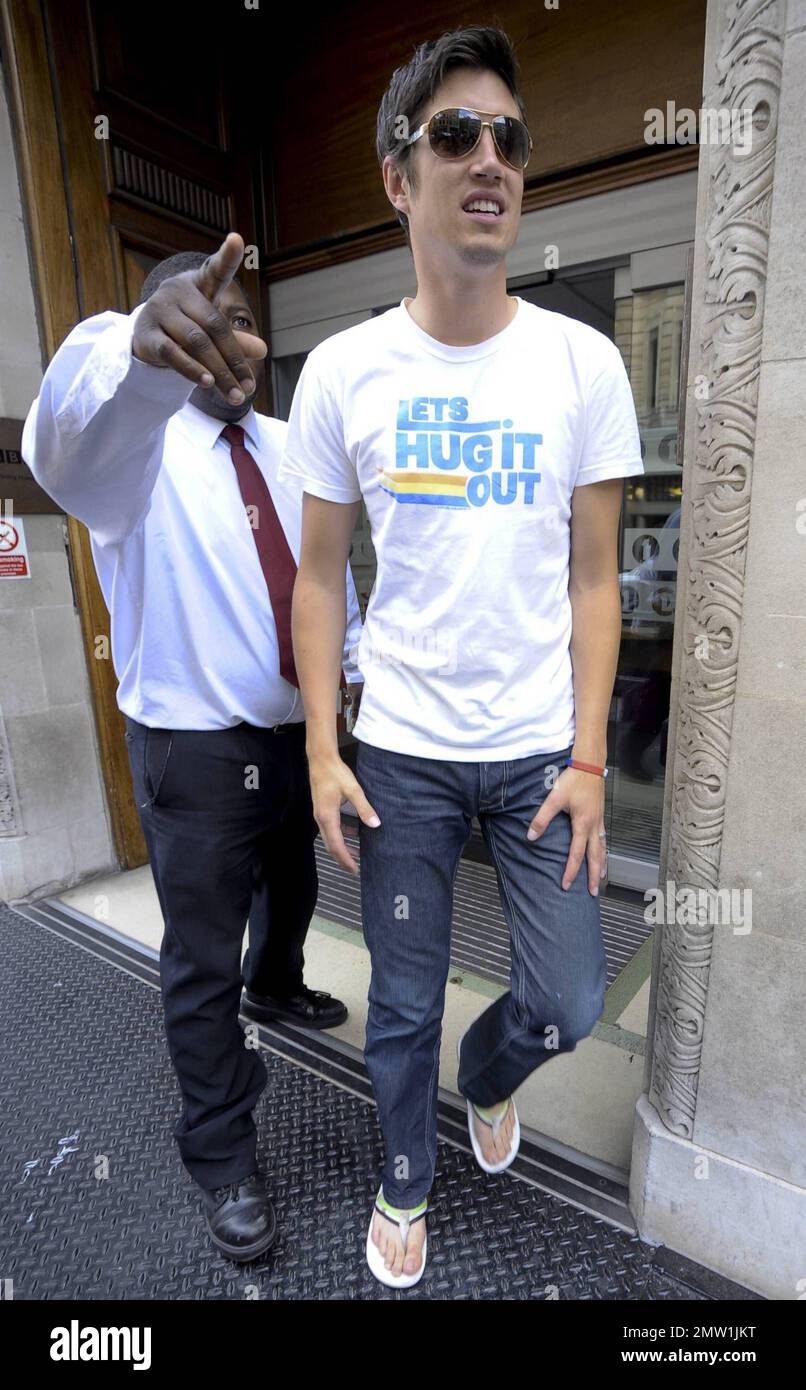 Lets hug hi-res stock photography and images - Alamy