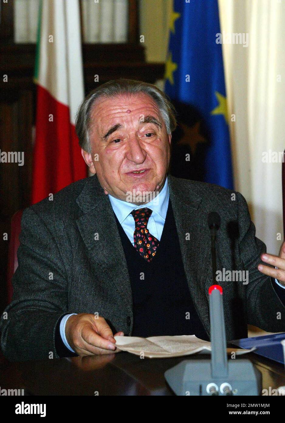 Art historian Andrea Emiliani, Rome, Italy, 11/21/06 Stock Photo - Alamy