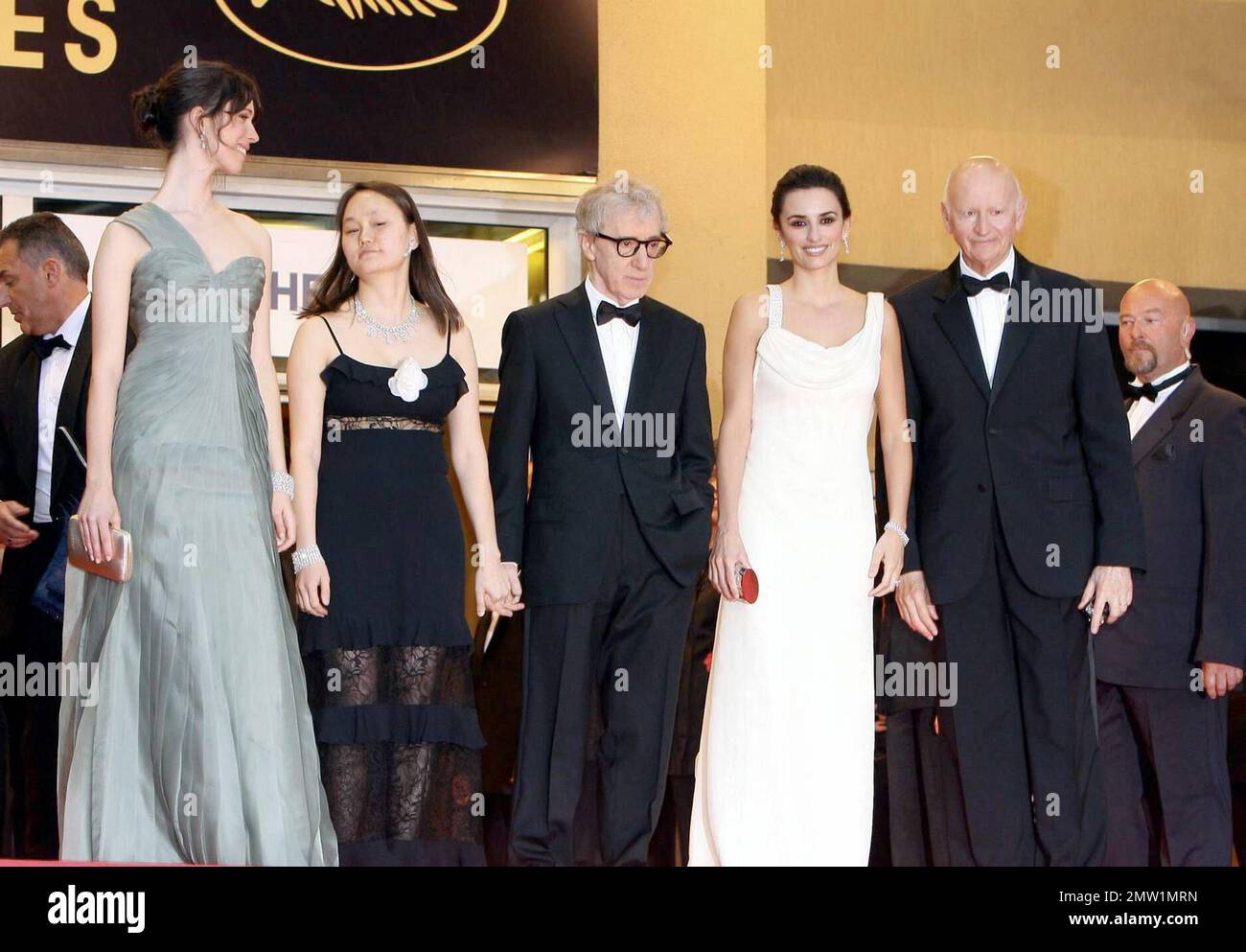 Rebecca Hall, Soon-Yi and Woody Allen, Penelope Cruz and Gilles Jacob ...