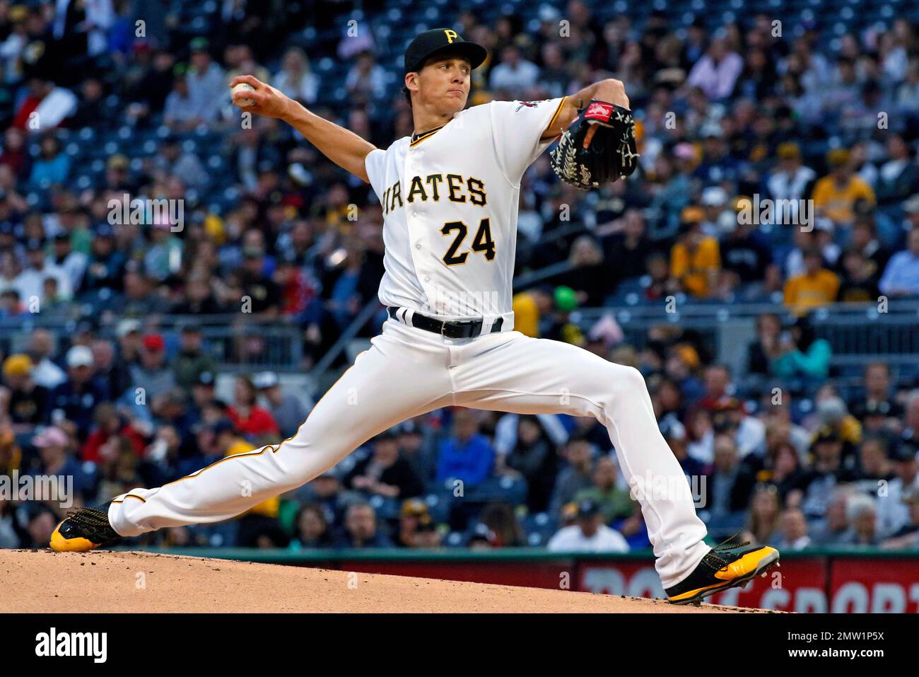 Pittsburgh Pirates starting pitcher Tyler Glasnow delivers during the ...