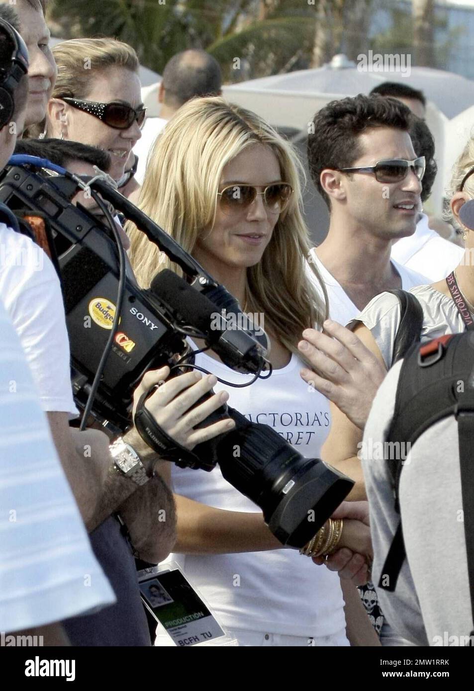 The Victoria's Secret Angels frolic in the surf during a photoshoot on ...