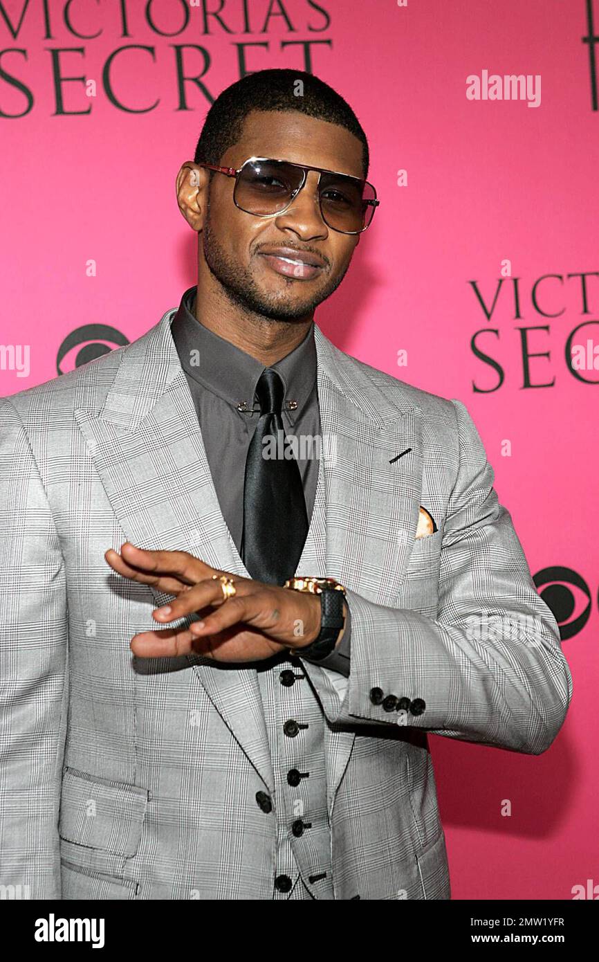 Singer Usher appears on the Victoria's Secret Fashion Show Pink Carpet ...