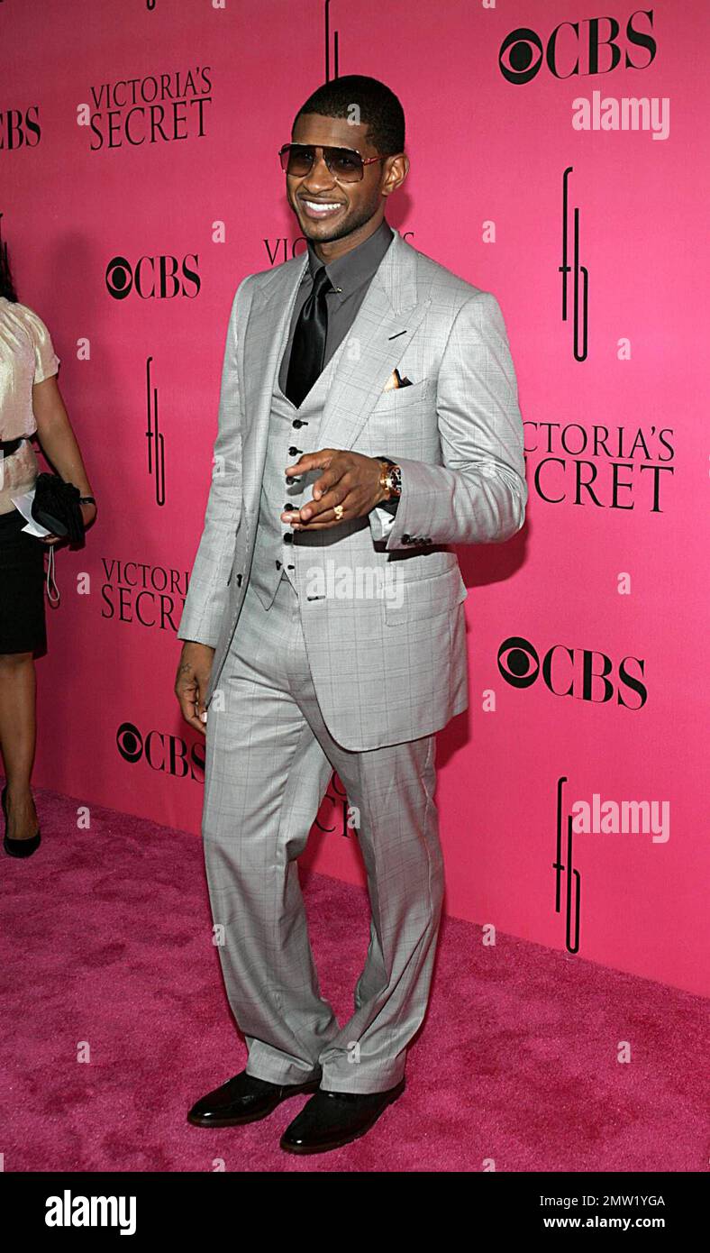 Singer Usher appears on the Victoria's Secret Fashion Show Pink Carpet ...