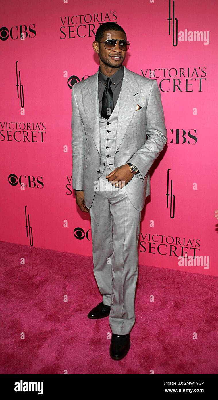 Singer Usher appears on the Victoria's Secret Fashion Show Pink Carpet ...