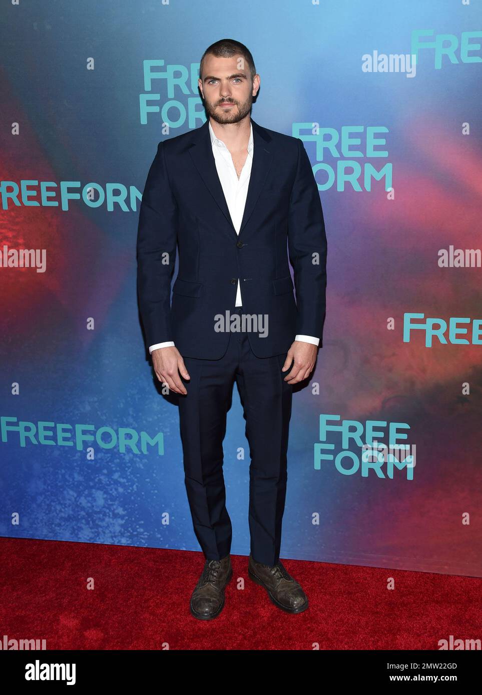 Actor Alex Roe attends the ABC Freeform 2017 Upfront at the Hudson ...